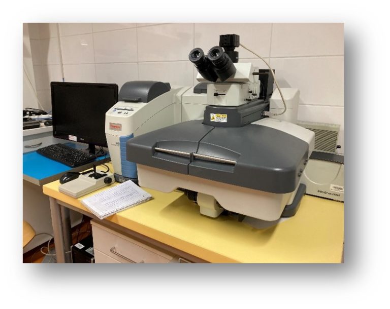 DXR Raman Microscope (Thermo Scientific) – Katedra fyzikální chemie